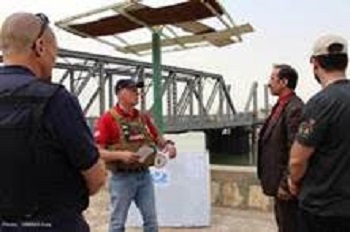 UNMAS divers clear Fallujah's Iron Bridge